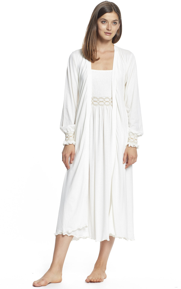 Ivory/Gold Embroidery Pia Robe